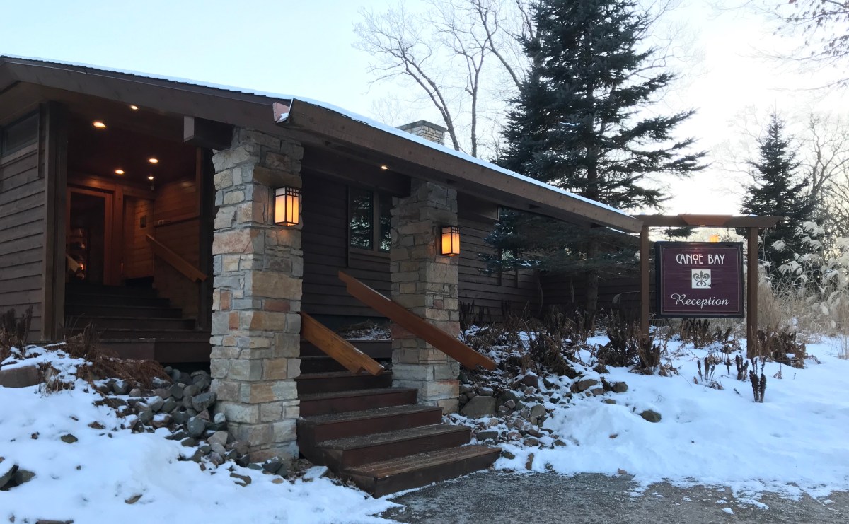 Chetek, WI, USA ~ Canoe Bay – hotelling.org